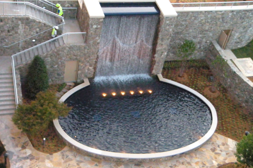Mission Health Hospital - Water Wall Design - Delta Fountains