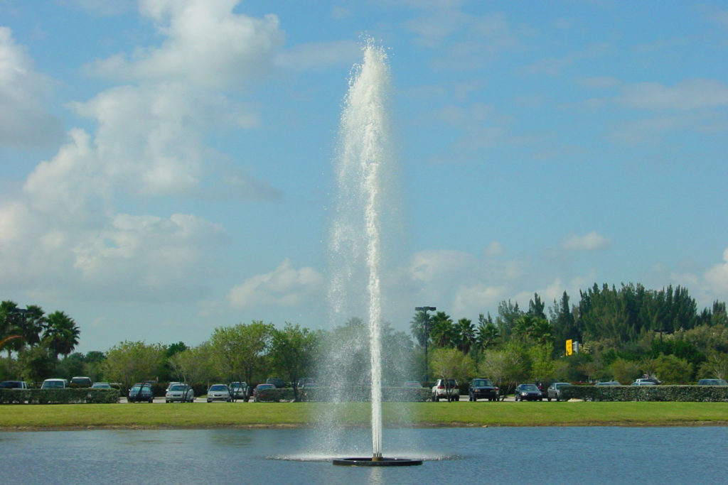 Pod Jet Floating Fountains - Delta Fountains